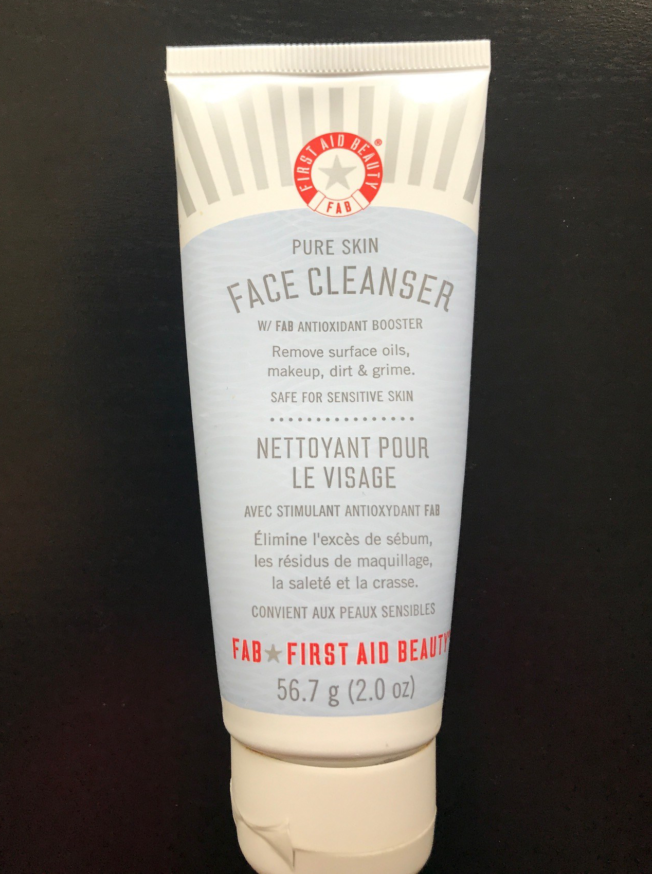 First Aid Beauty Face Cleanser Review – Testing the pH of Skincare Products